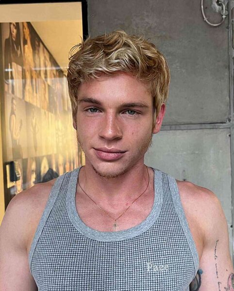 Hair Color for Men: 35 Examples Ranging from Vivids to Natural Hues