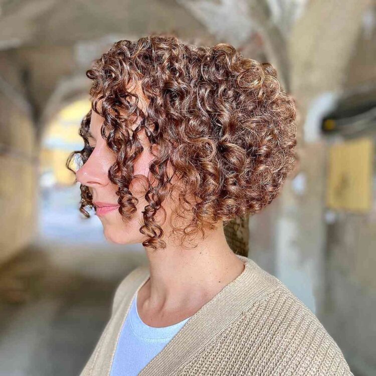 40+ Trendy Curly Bob Hairstyles To See Before You Decide