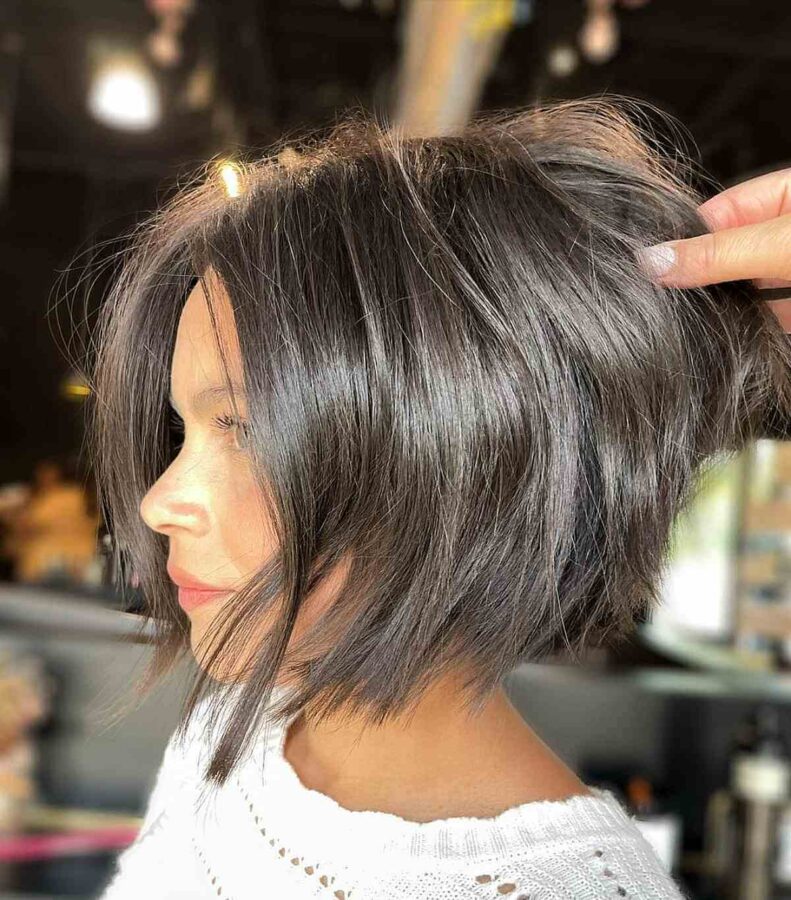 41 Choppy Layered Bobs for Thick Hair to Be Less Poofy