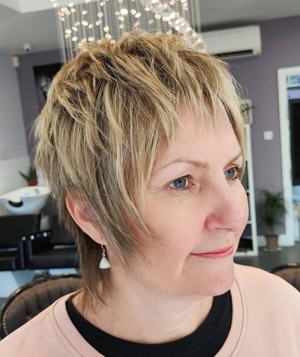 31 Modern Shaggy Pixie Cut Ideas (Trending in 2023)