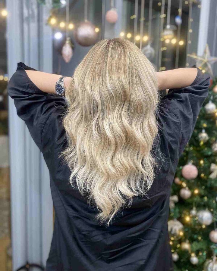 41 V-Cut on Long Hair Ideas for That Trendy V Shape Look