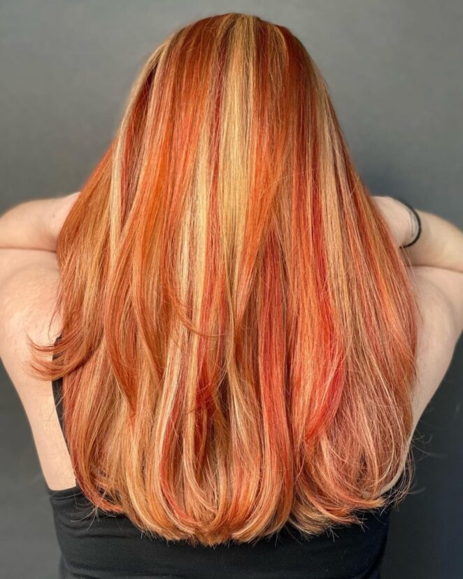 29 Trendy Ways to Pair Red Hair with Highlights (Photos)
