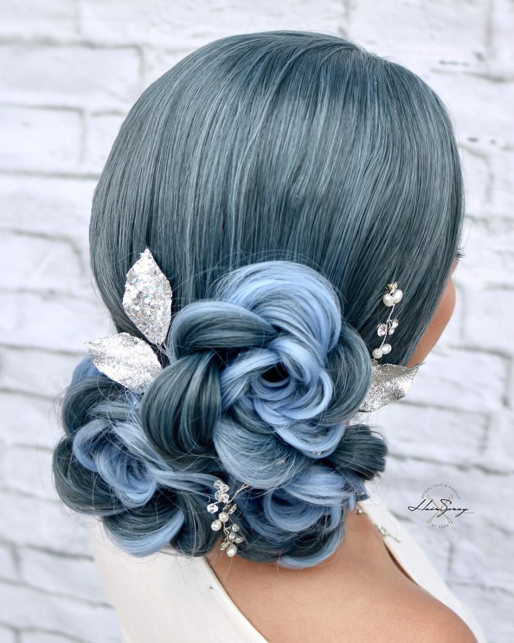 24 Gorgeous Chignon Buns from Simple to Sophisticated - Hough Offerness