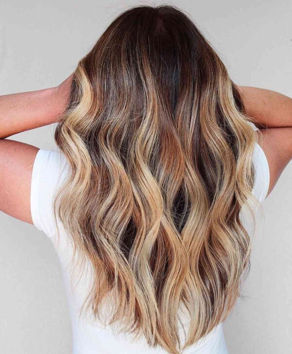 29 Bronde Hair Colors That'll Make Your Eyes Pop & Skin Glow