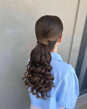 25 Cutest Ways to Style a Curly Ponytail