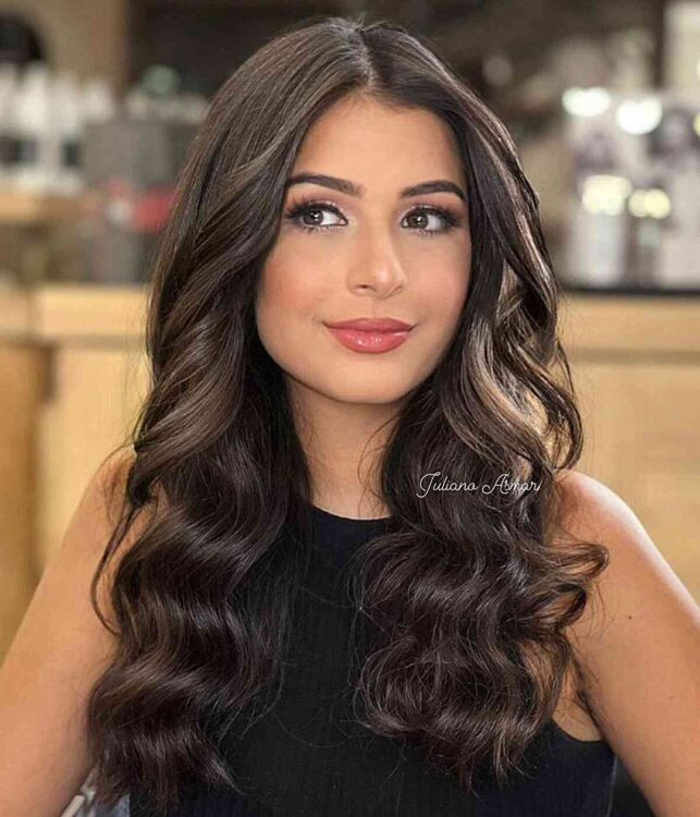 34 Cute & Easy Graduation Hairstyles for Girls