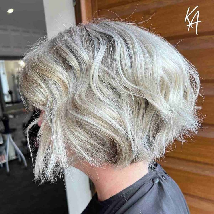 18 Oh-So-Cute Chin-Length Choppy Bobs to Try