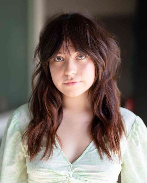 31 Trendy Ways to Get Bottleneck Bangs Right Now