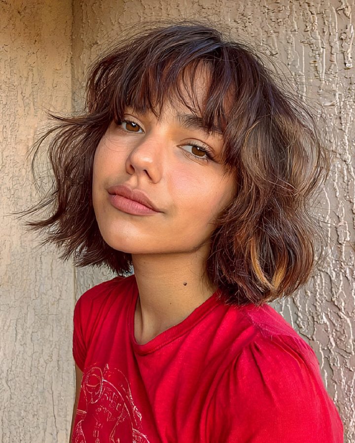 21+ Flattering Wispy Bangs for Big Foreheads to Try in 2026