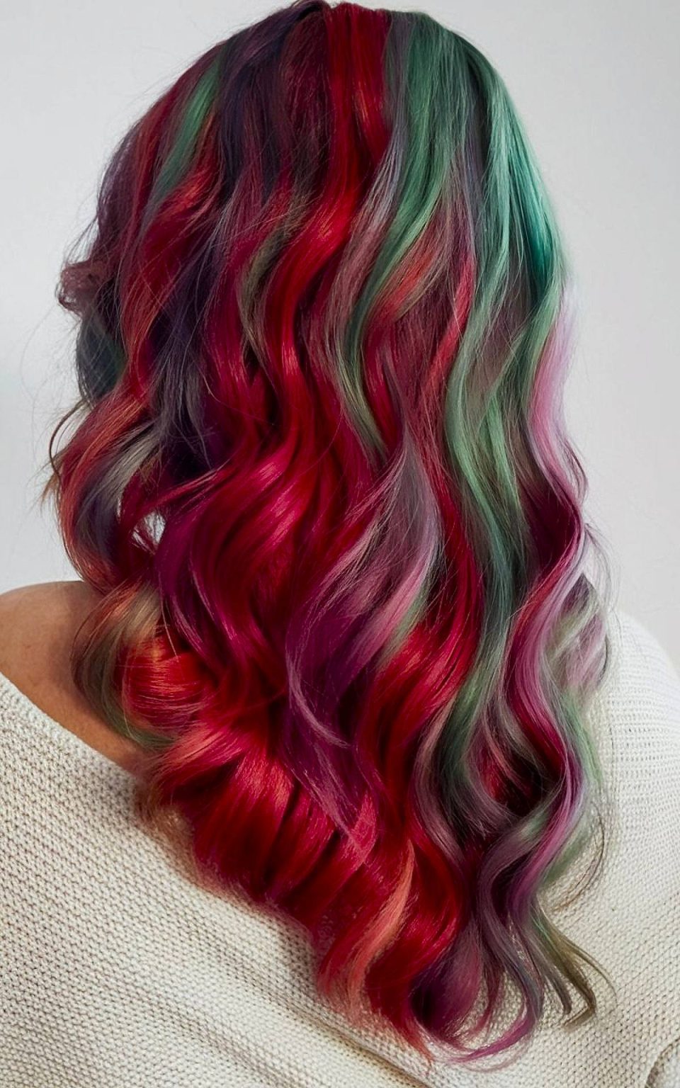 Best Christmas Hair Color Ideas for 2025