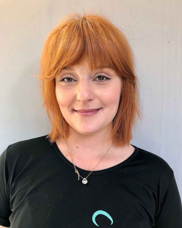 34 Trendy Choppy Bob with Bangs for a Modern Beachy Style
