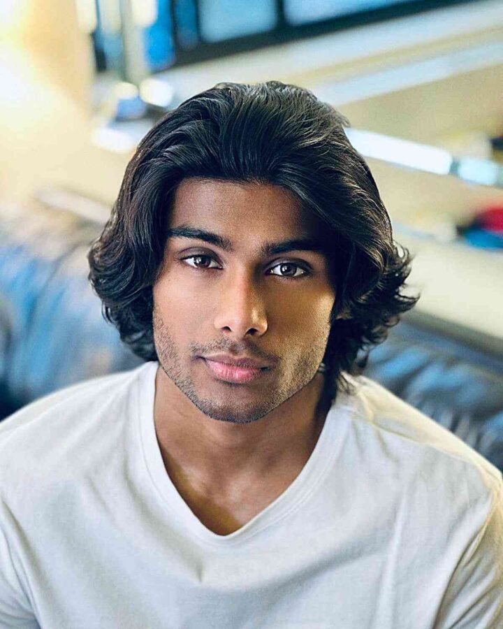 These "Wings Haircut" Ideas Are Trending for Guys