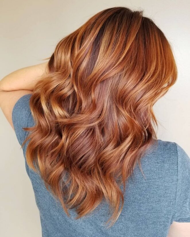 29 Trendy Ways to Pair Red Hair with Highlights (Photos)
