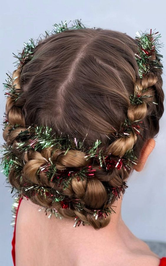 Best Christmas Hair Ideas for Kids in 2025