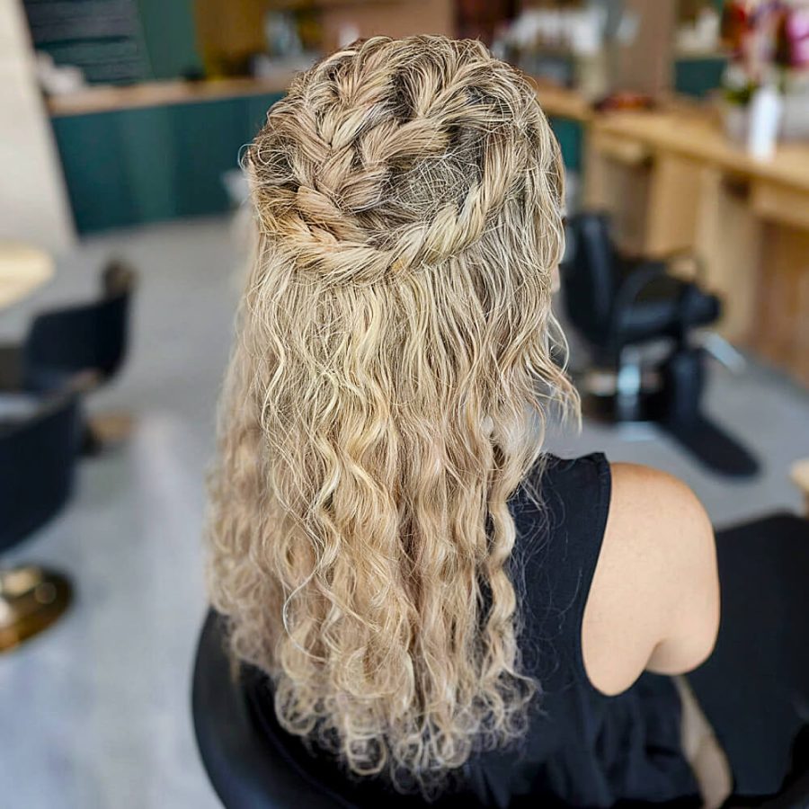 22 Stunning Curly Prom Hairstyles for 2025 - Updos, Down Do's & Braids!