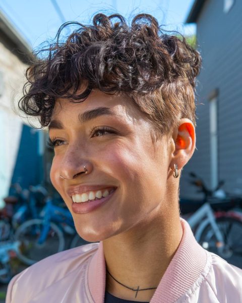 18 Effortlessly Cool Enby Haircuts to Try in 2026