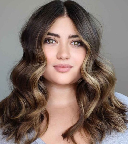 46 Flattering Medium Hairstyles for Round Faces in 2026