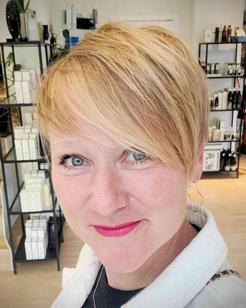 54 Side-Swept Bangs to Try When You’re Bored With Your Hair