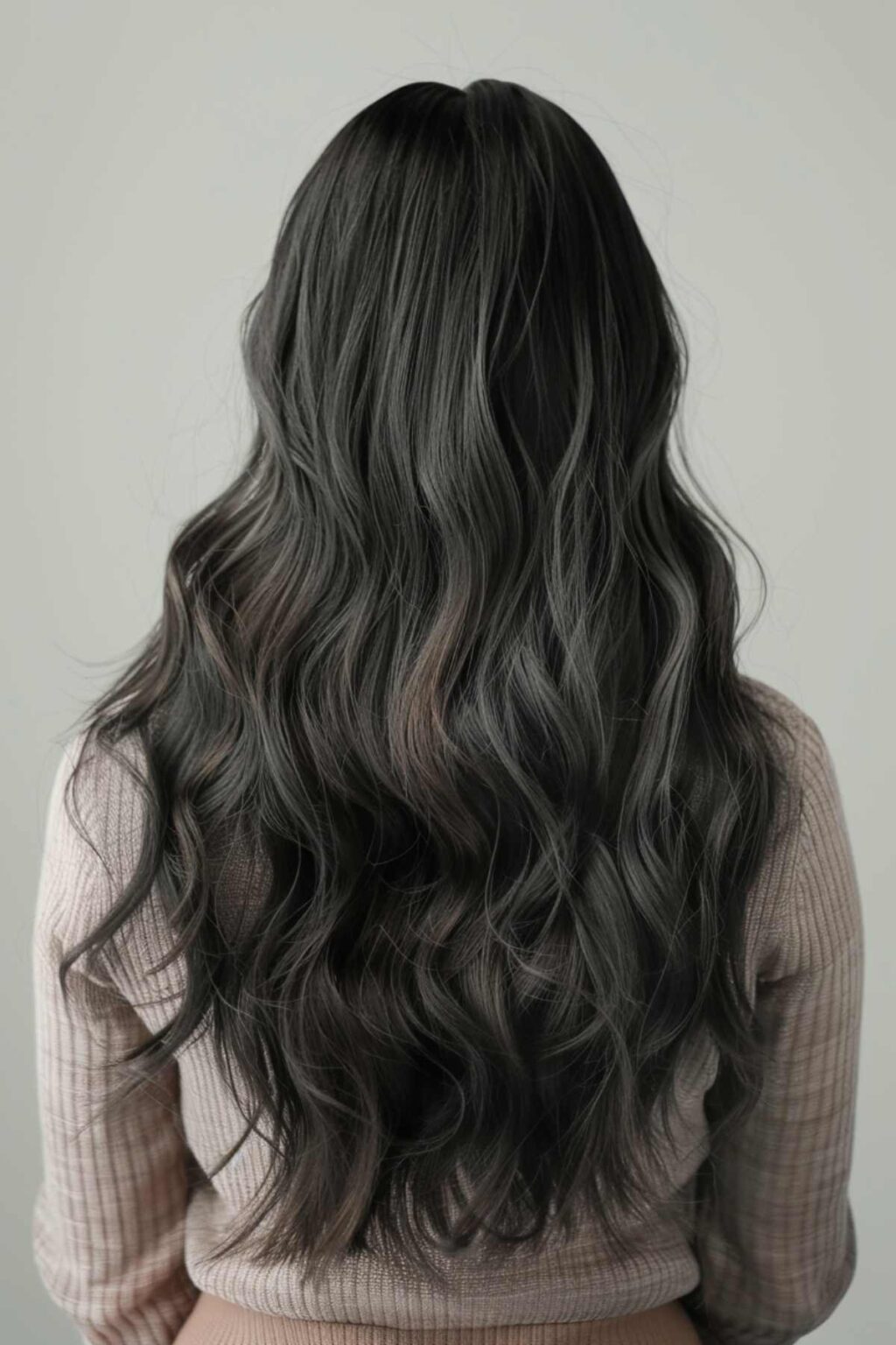 26 Stunning Grey Hair Colors That Will Make You Look Fabulous This 2025