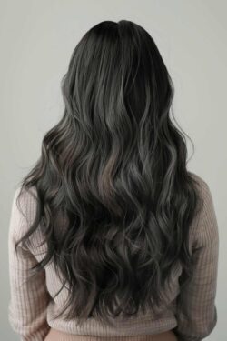 26 Stunning Grey Hair Colors That Will Make You Look Fabulous This 2025