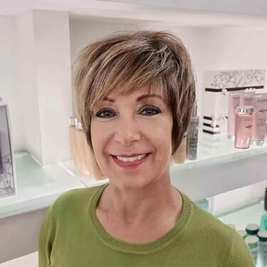 25 Choppy Pixie Cuts for Women Over 70 - Kappers Magazine