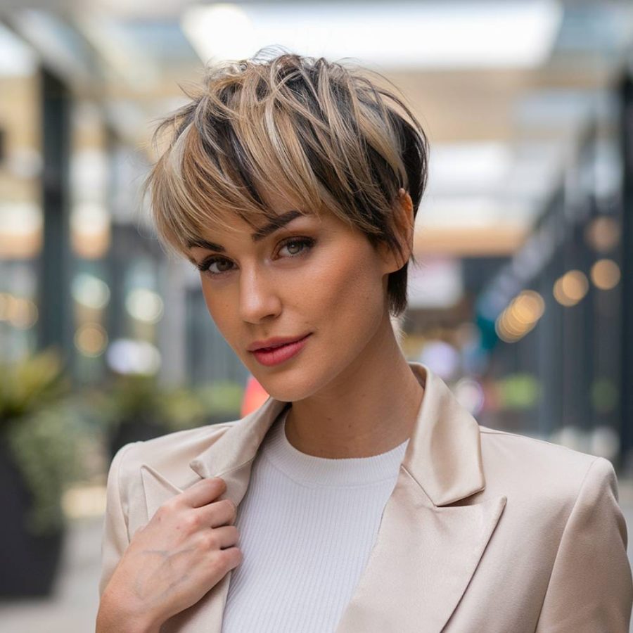 15+ Gorgeous Hairstyles to Give You the Dream Hair of 2025