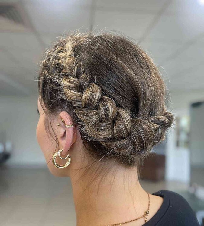 25 Cute & Easy Dutch Braid Hairstyles - Kappers Magazine