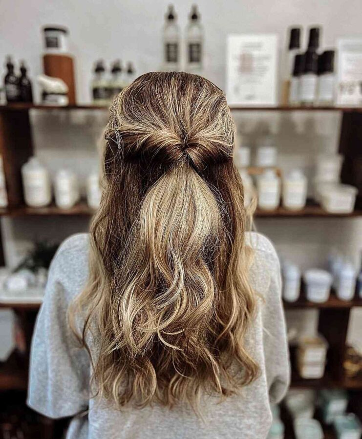 30 Cute & Easy Graduation Hairstyles for Girls