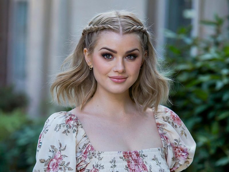 25 Easy Hairstyles for Women Who Prefer Effortless Looks