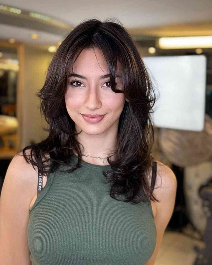43 Stunning Face-Framing Layers For Ladies With Medium Hair
