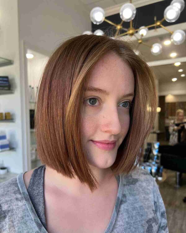 29 Cute Neck-Length Blunt Bob Cuts