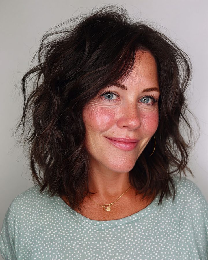 37 Face-Framing Layered & Choppy Haircuts for Shoulder-Length Hair