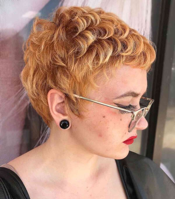 42 Textured Pixie Cut Ideas for a Messy, Modern Look