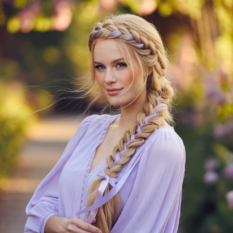 17 Trendy Ribbon Hairstyles for a Playful & Chic Look in 2026