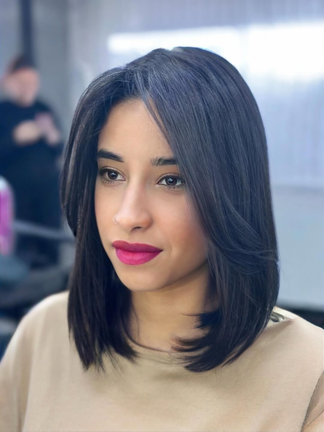 50 Simple Medium-Long Layered Bobs That Will Make You Look Younger
