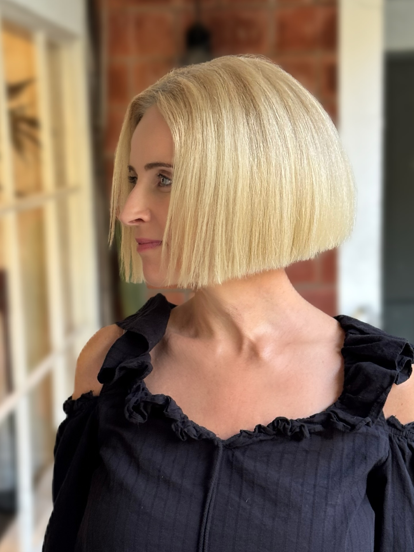 33 Stylish Blunt Bob Hairstyles for Middle Aged Women