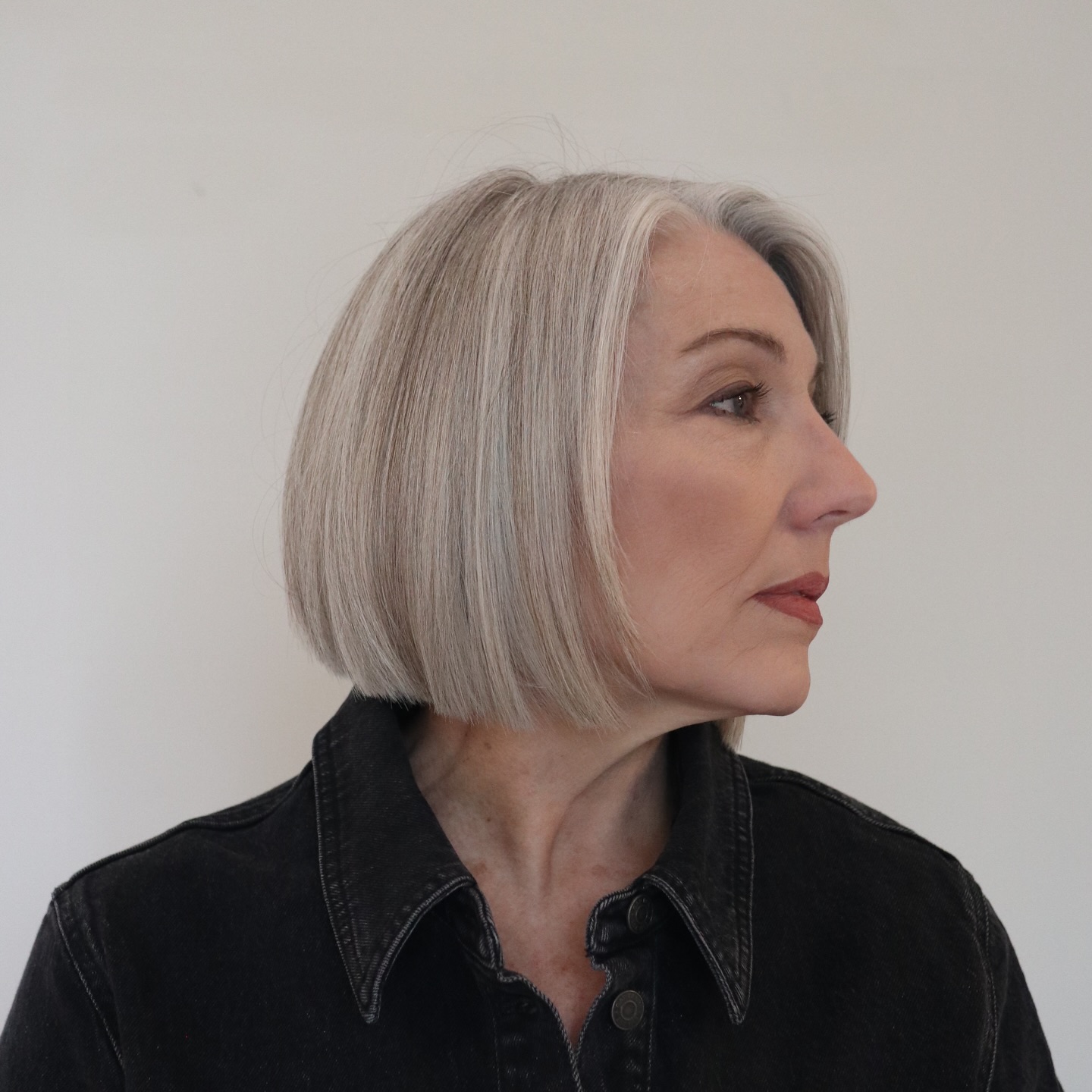 33 Stylish Blunt Bob Hairstyles for Middle Aged Women