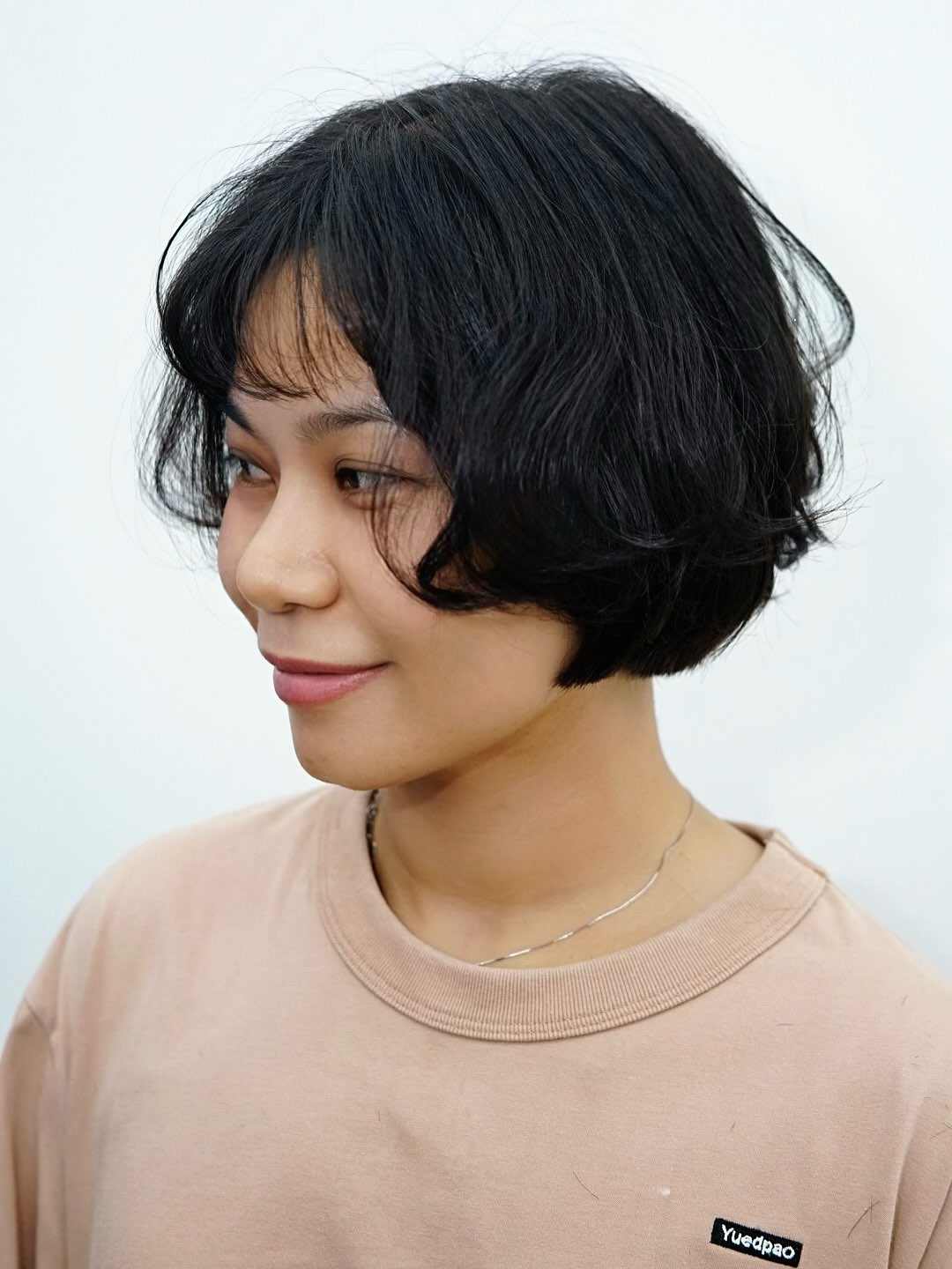 31 Short and Cute Hairstyles for Petite Women
