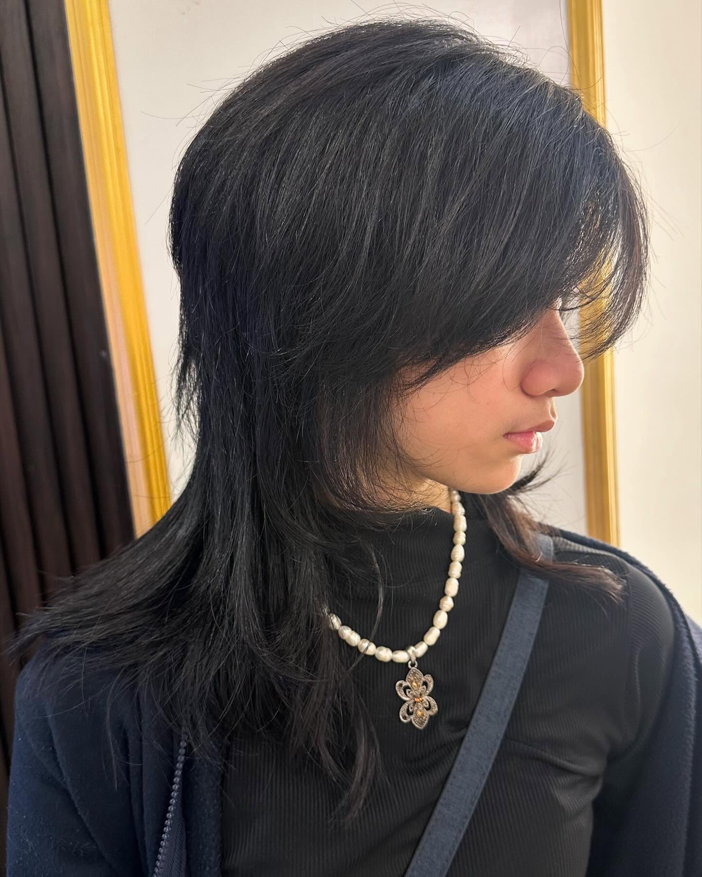 25 Modern Wolf Cut Hair Styles That Are All Over Social Media