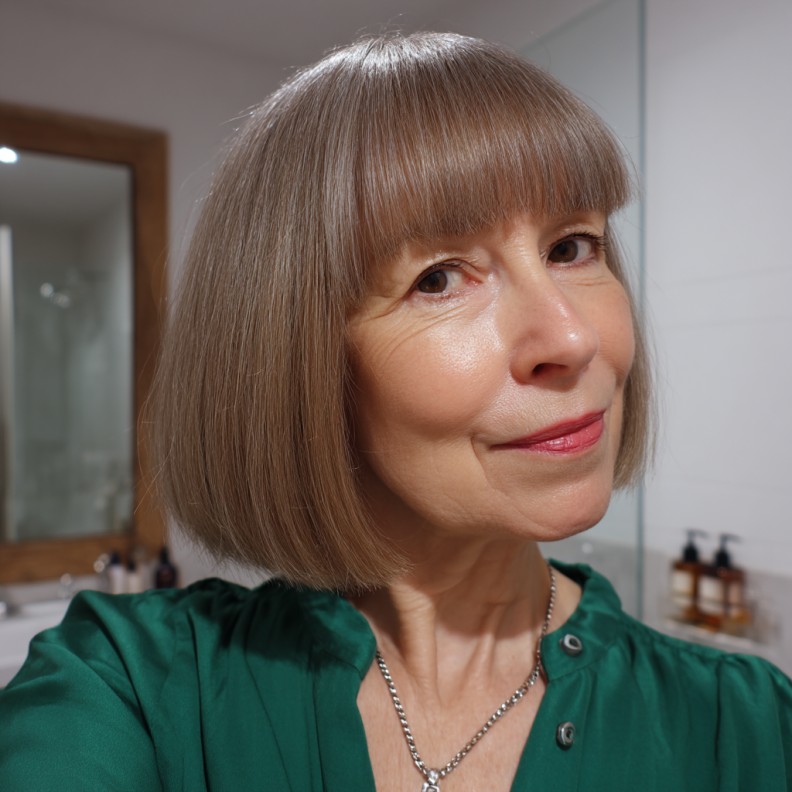 24 Low-Maintenance Full Bodied Bobs for Square Face That Will Make You ...