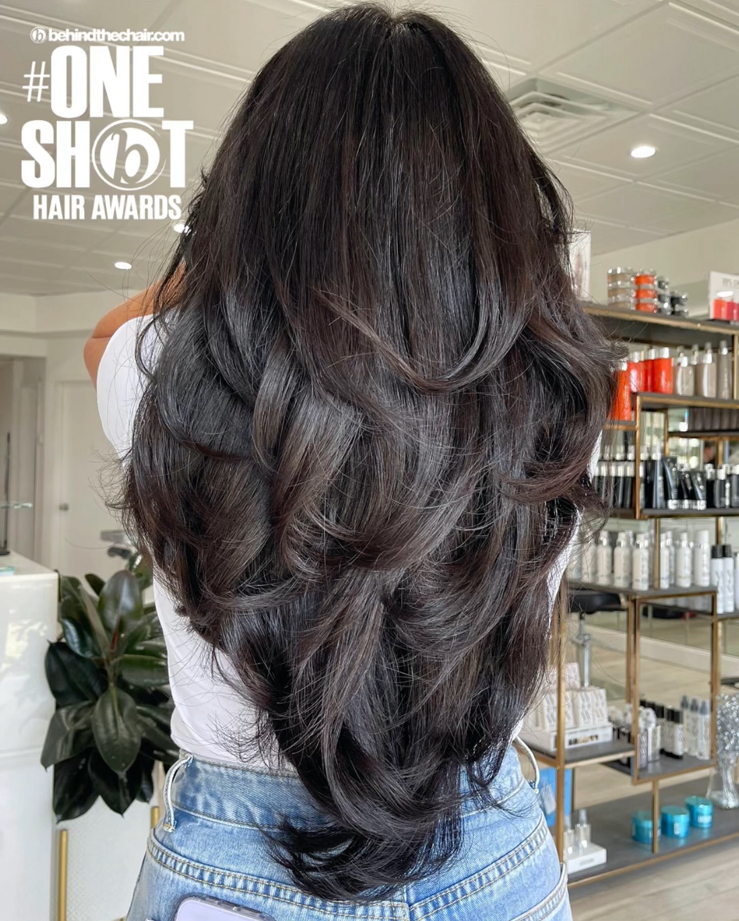 26 V-Cut Looks for Long Hair That Are Stealing the Spotlight in 2026