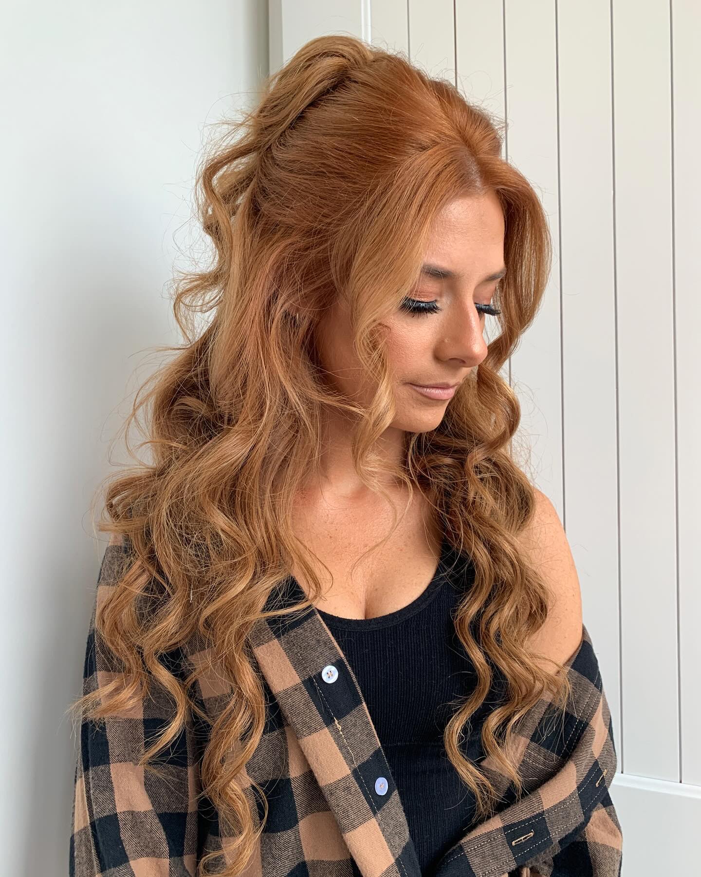 Wedding Guest Hairstyles That Look Polished Without Being Overdone - Kappers Magazine