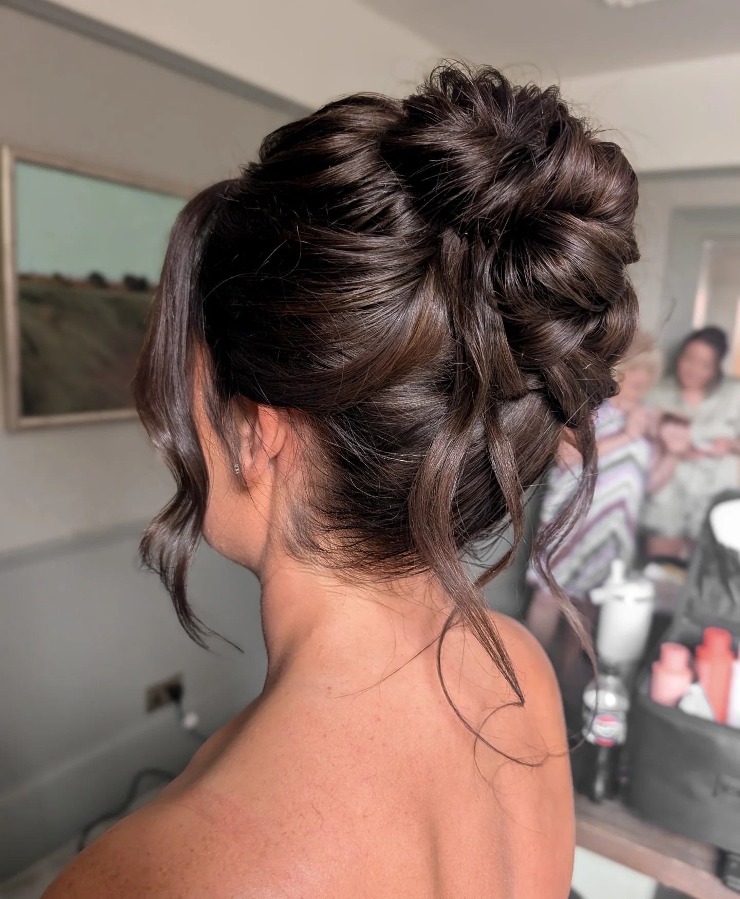 15 Elegant Hair Up Ideas for Effortless Style