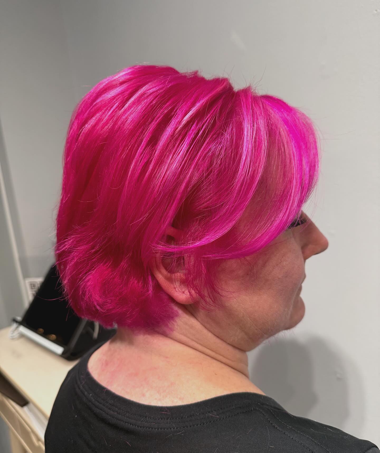 15 Bold Short Pink Hair Looks Full of Playful Style