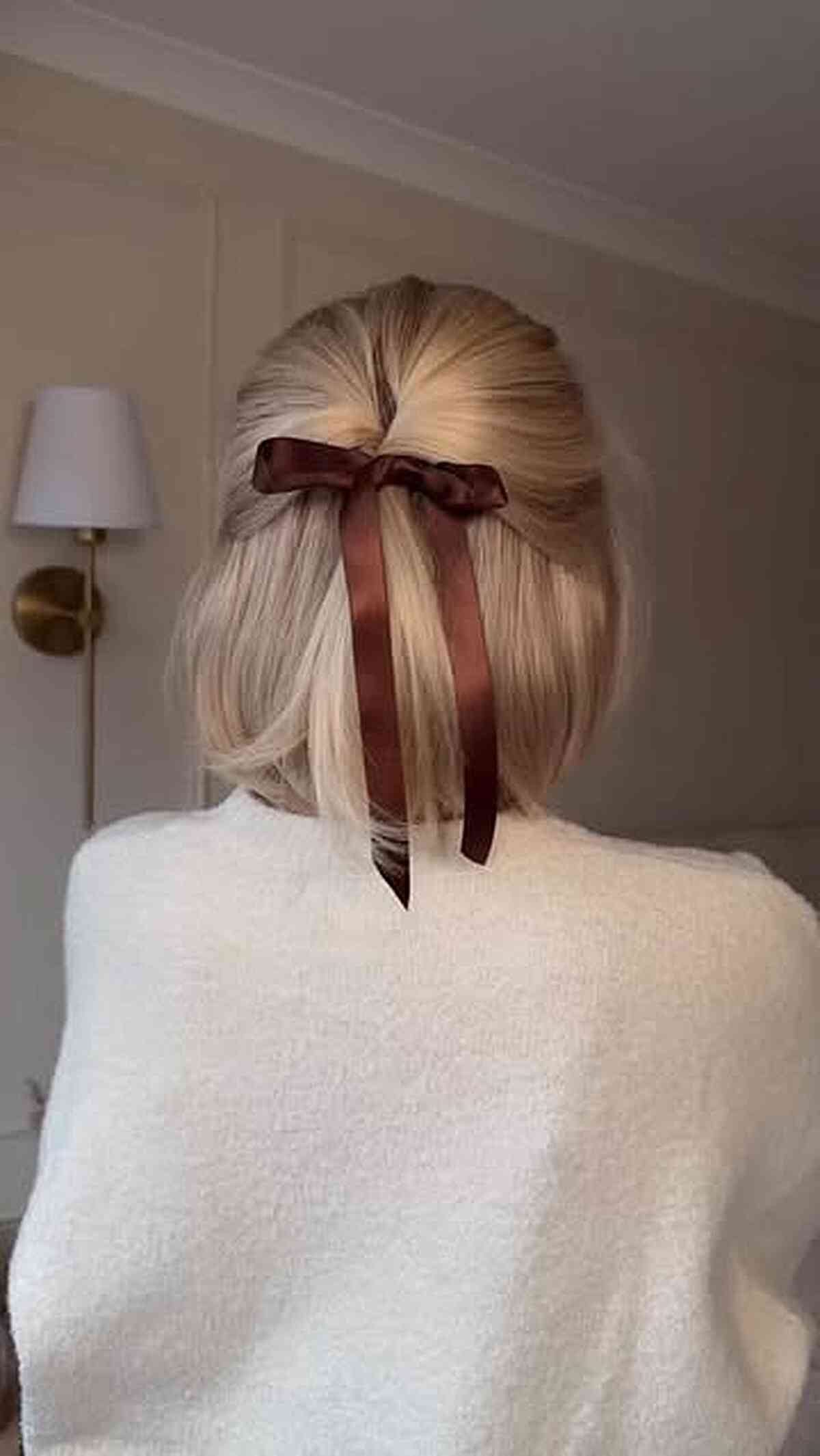 31 Short and Cute Hairstyles for Petite Women