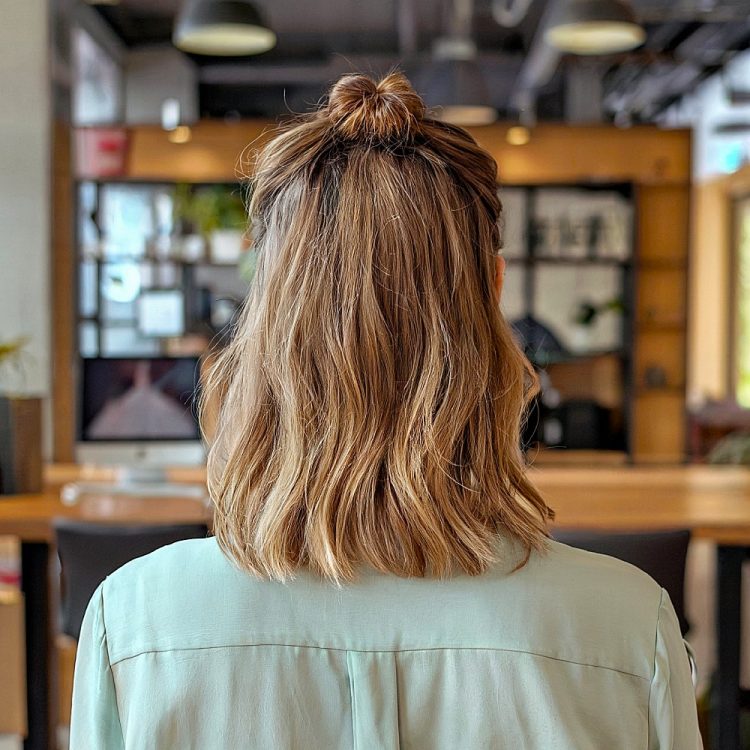 18 Stylish Medium Hair Work Looks Women Are Copying in 2026