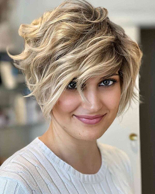 75 Impressive Deep Side Part Hairstyles To Pull Off a Simple Yet ...