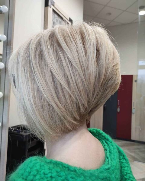 25 High Stacked, Inverted Bob Haircuts for Edgy, Dramatic Look