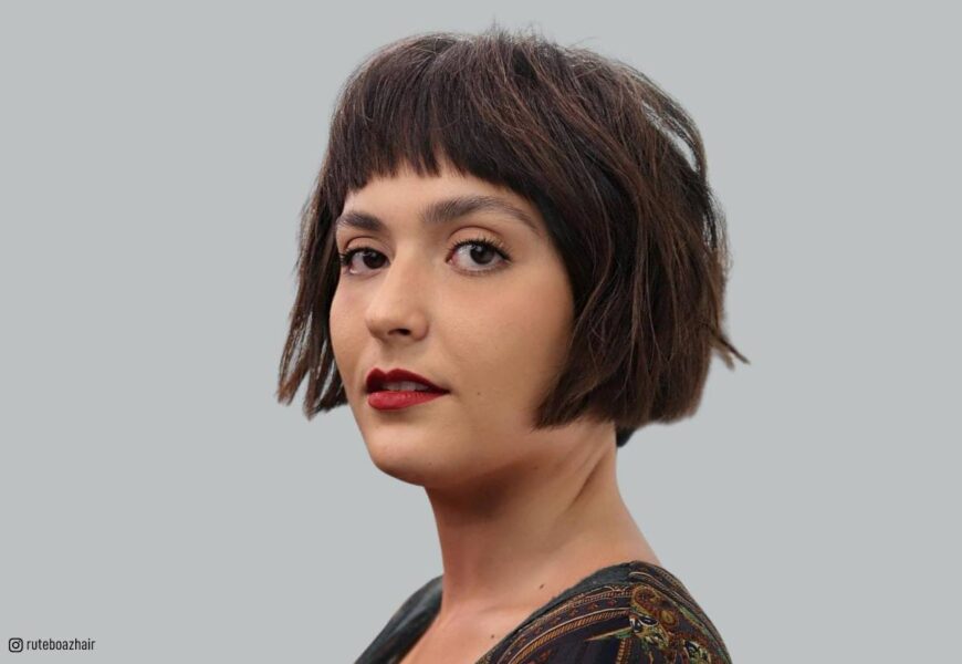 23 Coolest Jaw-Length Choppy Bob with Bangs for a Mod Look
