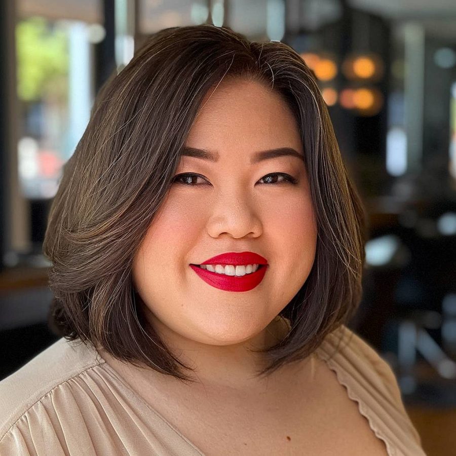 15+ Gorgeous Layered Hair Ideas for Round Face Shapes in 2026